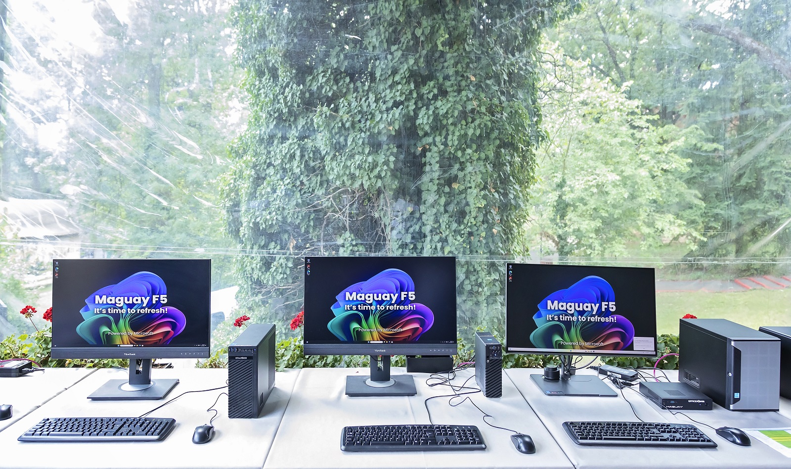 Compania românească Maguay a lansat o nouă gamă de PC-uri - Economica.net