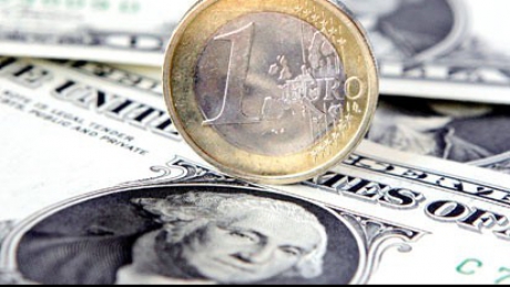 Dolarul se va îndrepta către 5 lei, dar cursul leu-euro se va menține relativ stabil. Cele mai ...