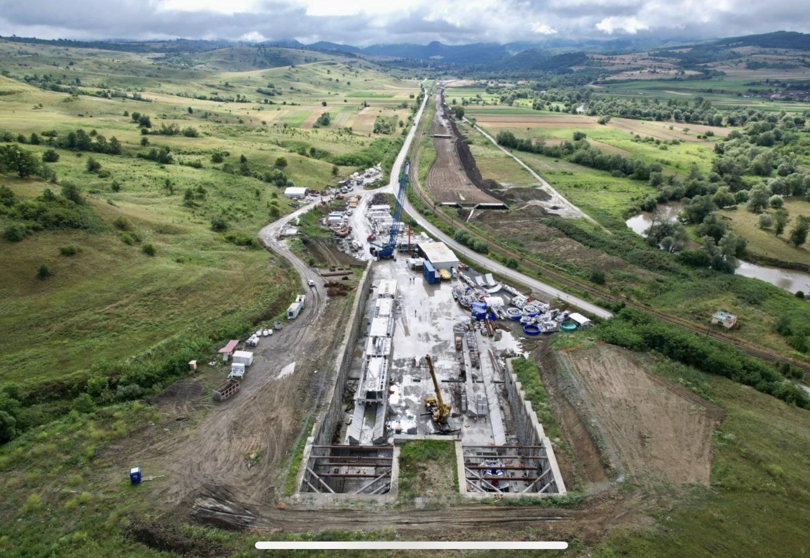 Calea ferată Brașov - Sighișoara: Aktor montează al treilea TBM, pentru ...