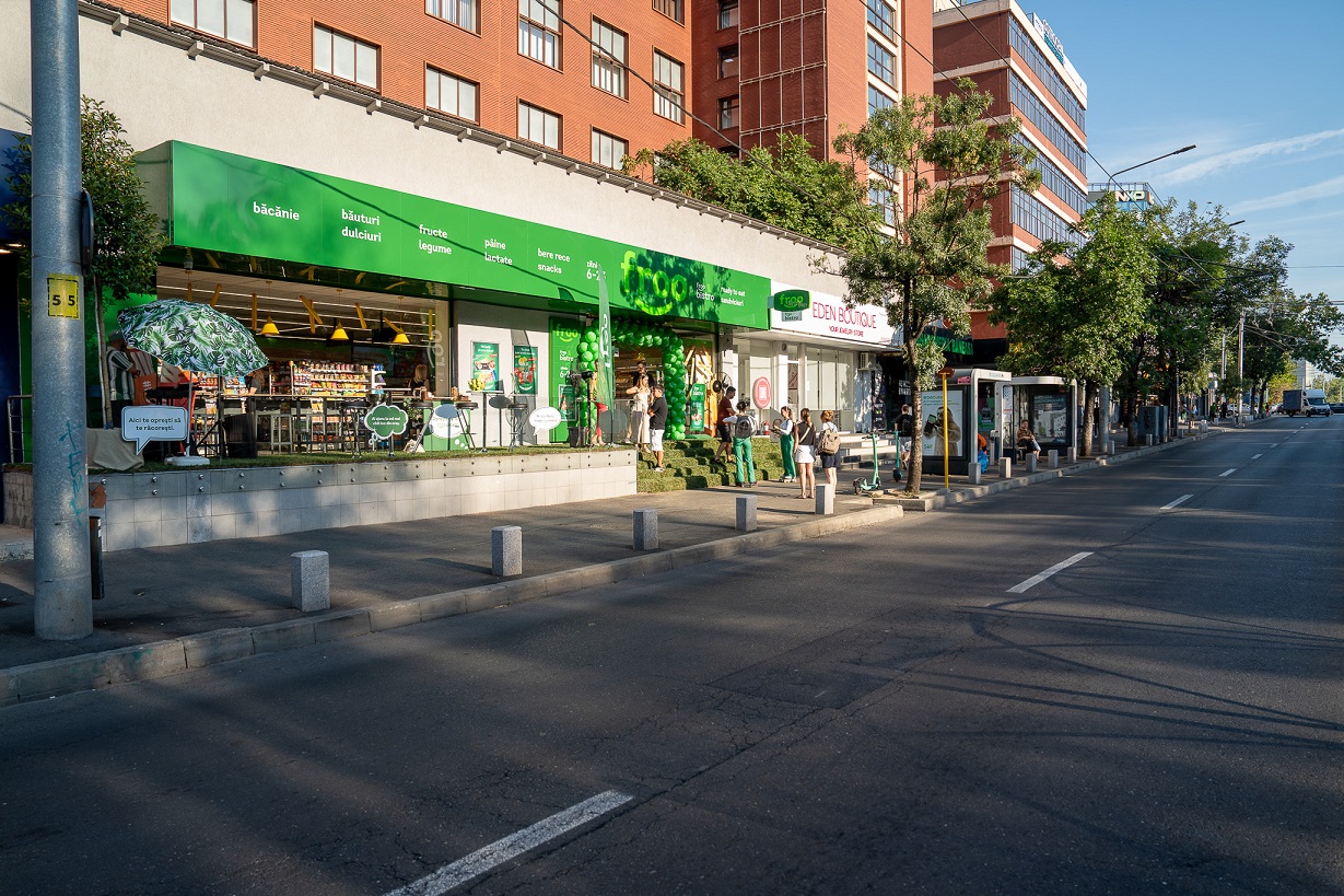 Polonezii de la Zabka au deschis primul flagship store în România și au ...