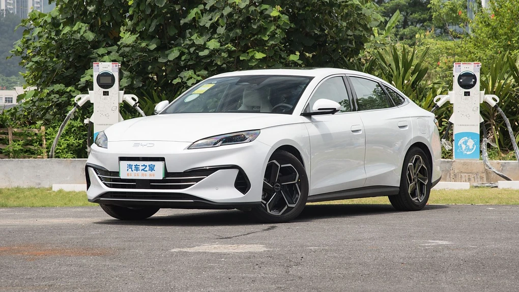 Chinezi de la BYD anunță că au realizat vânzări record în luna ...