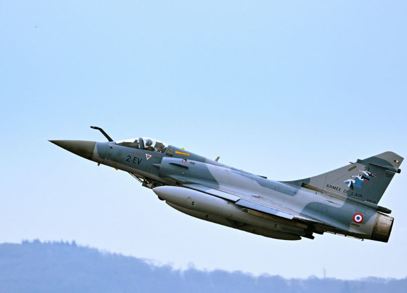 Primele avioane de luptă Mirage 2000-5 franceze au fost livrate ...