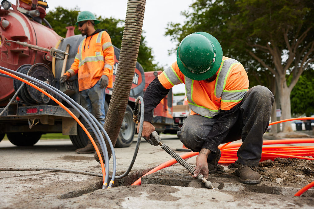 Un mare furnizor britanic de infrastructură de internet intră pe piața ...