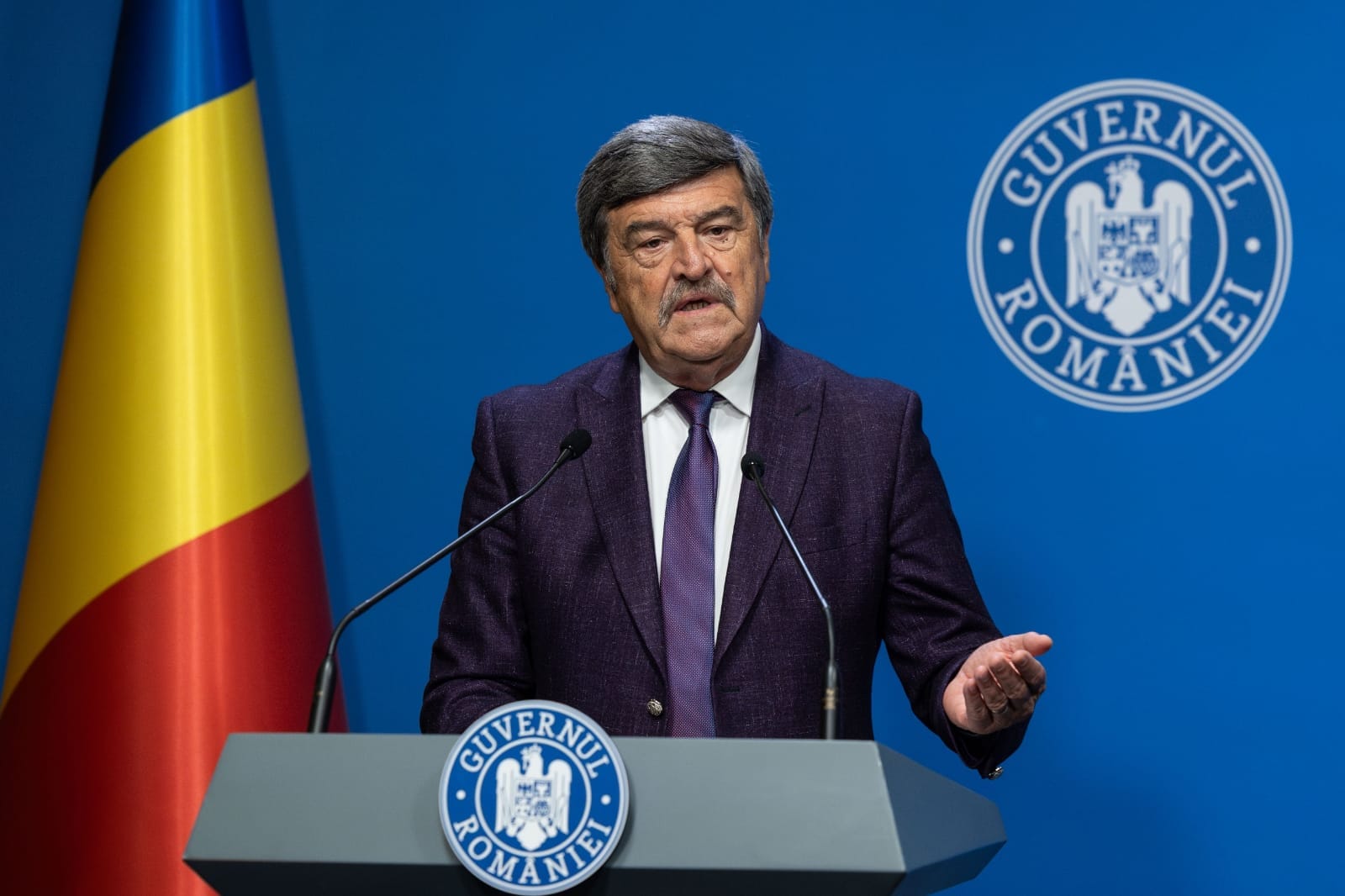 Mai multe ONG-uri solicită demisia lui Toni Greblă, șeful AEP ...