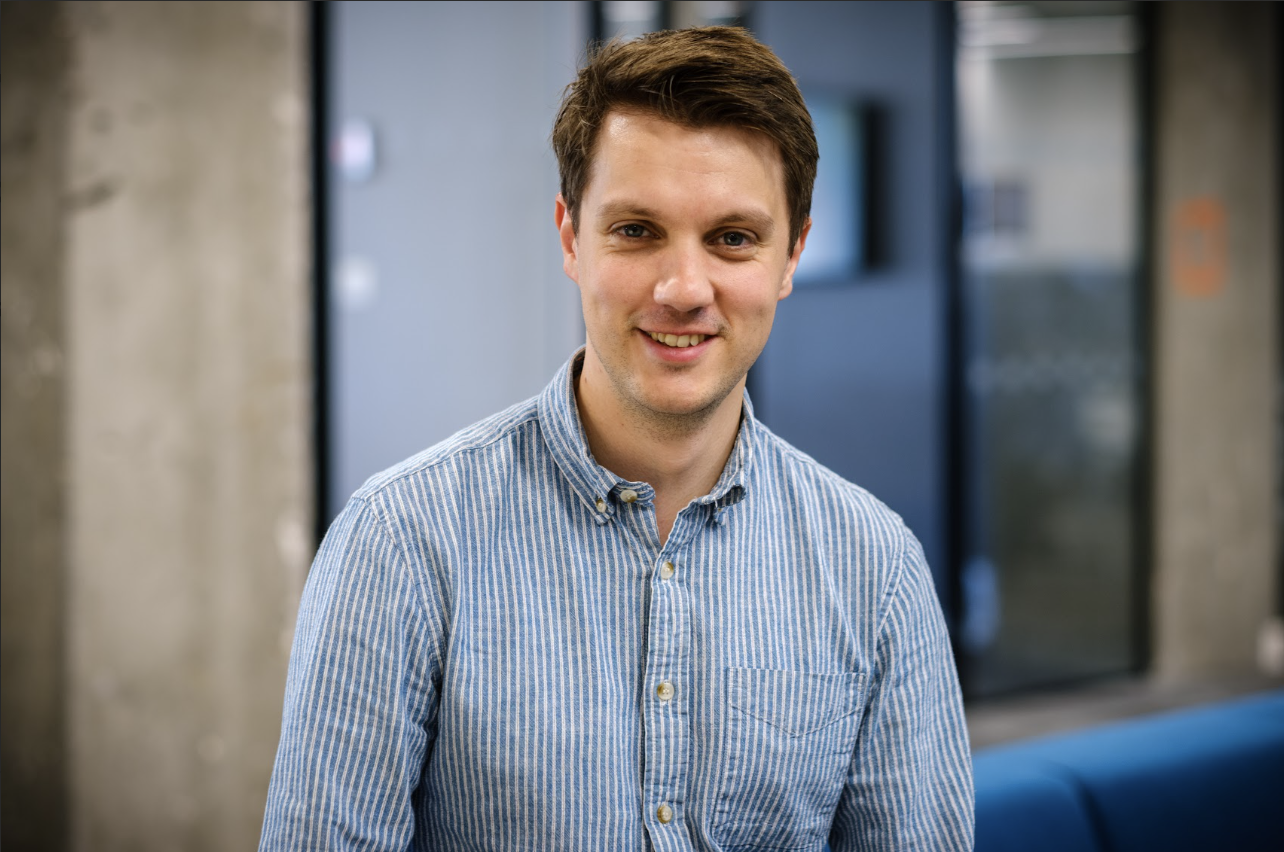 Românul din fruntea Revolut: Câștigăm lunar cel puțin 1.000 de afaceri ...