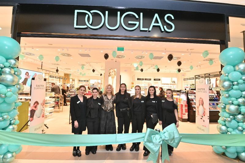 DOUGLAS România a deschis două magazine noi în opt zile - Economica.net