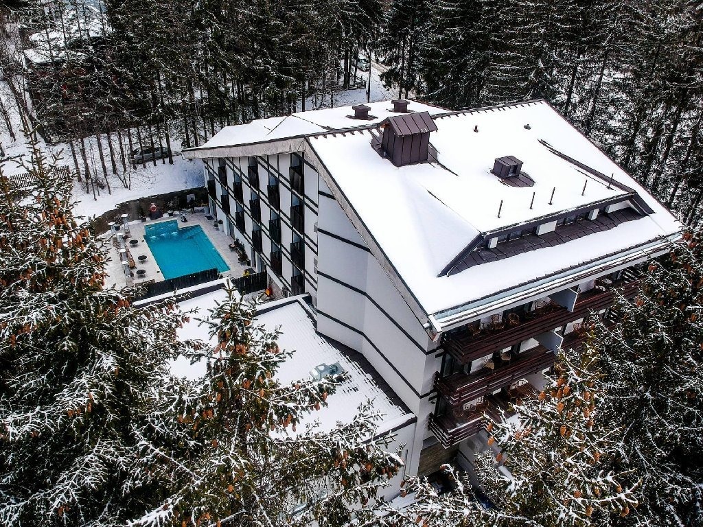 Bibi Touring: Turismul a continuat să scadă în luna martie. Cu 4,1% mai ...