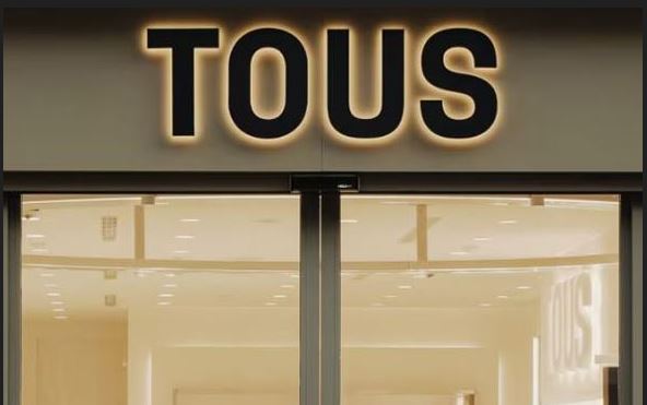 Retailerul de bijuterii de lux Tous, prezent în 45 de ţări, intră în ...