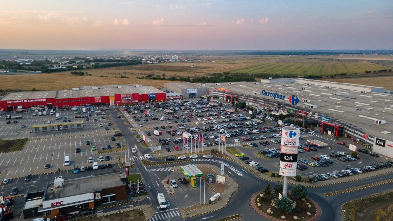 Britanicii de la M Core au mai cumpărat un mall în România și au un ...