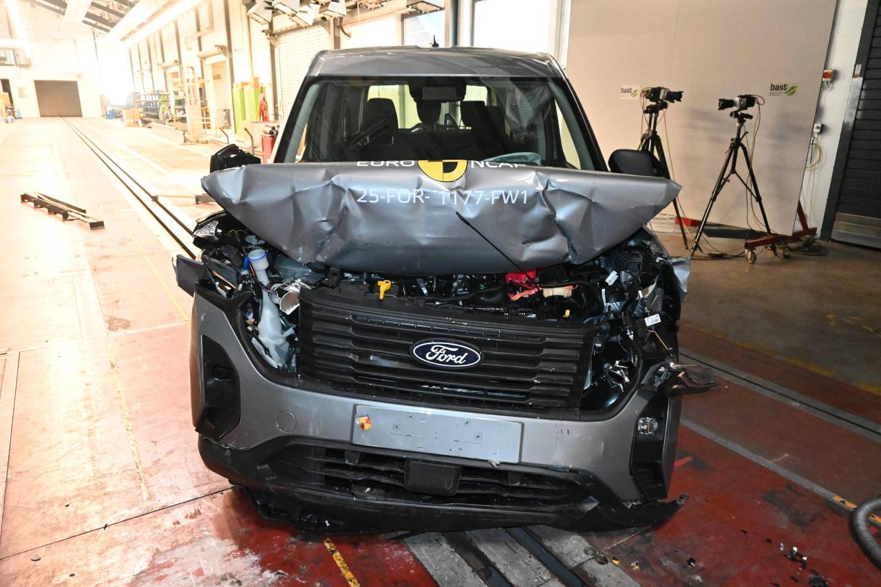 Euro NCAP a catalogat autoturismele produse la Craiova cu patru stele ...