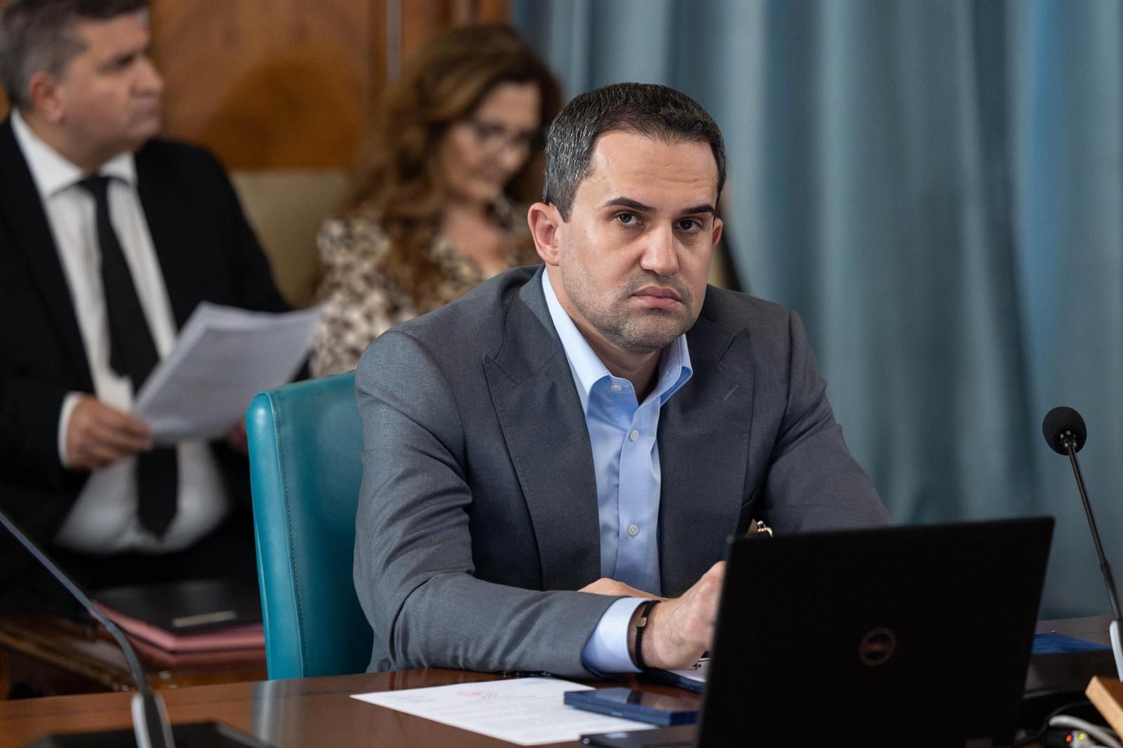 Ministrul Transporturilor: Am trimis, astăzi, Corpul de Control la ...