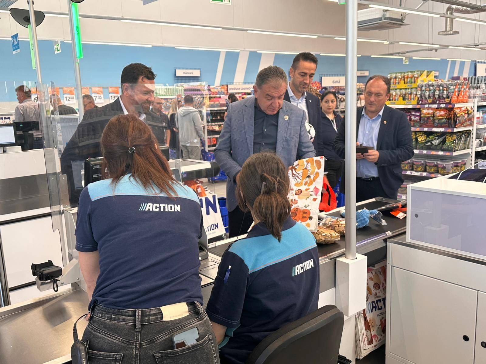 Action, lanțul de olandez de magazine ieftine „cu 1.500 de produse sub ...