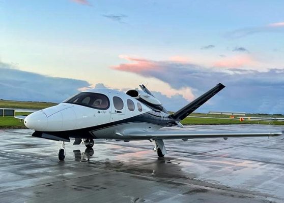 My Jet, operatorul avioanelor deținute de frații Pavăl și fondatorii ...