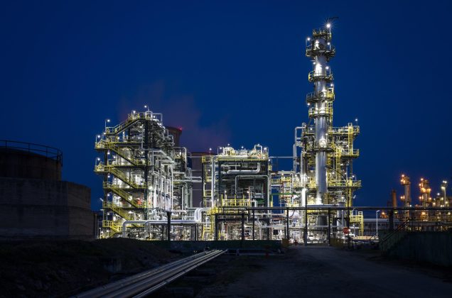 Petrom a pus în funcțiune o nouă unitate de produse aromatice la ...