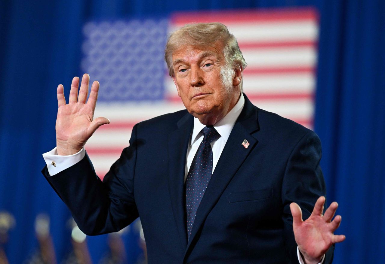 Donald Trump, nevoit să devină un „Elvis Presley fără chitară ...