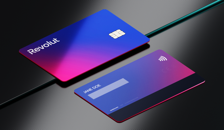 FOTO Premieră în România. Revolut lansează primul card secret din țară ...