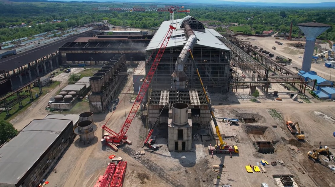 VIDEO Imagini spectaculoase de la UMB Steel: O super-macara de 750 de ...