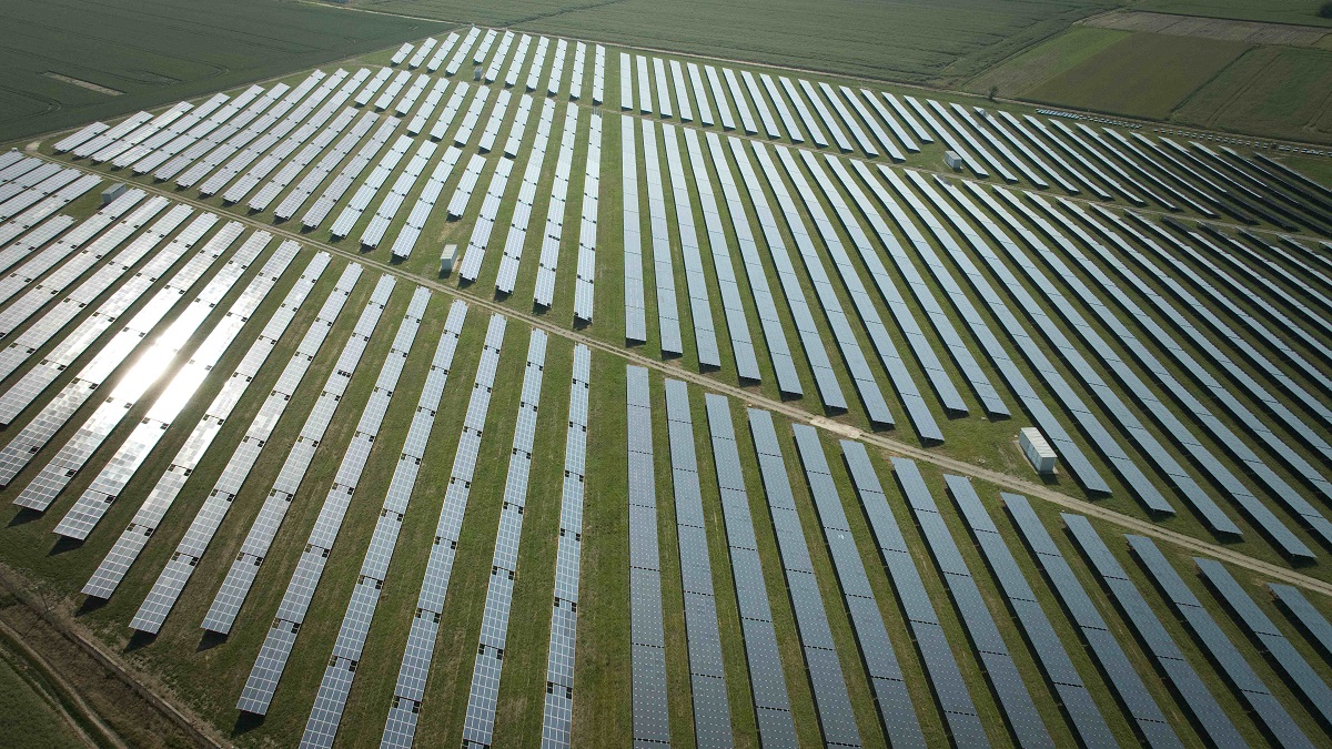 PPC pune baterie la un parc fotovoltaic operațional din județul Giurgiu ...