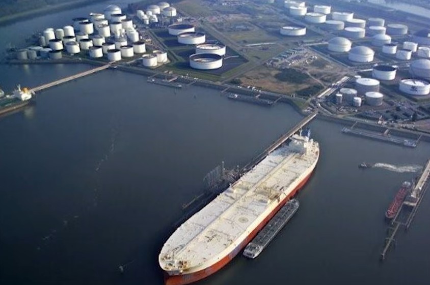 E bătaie pe super-tancurile petroliere. Record al ultimilor 18 ani ...